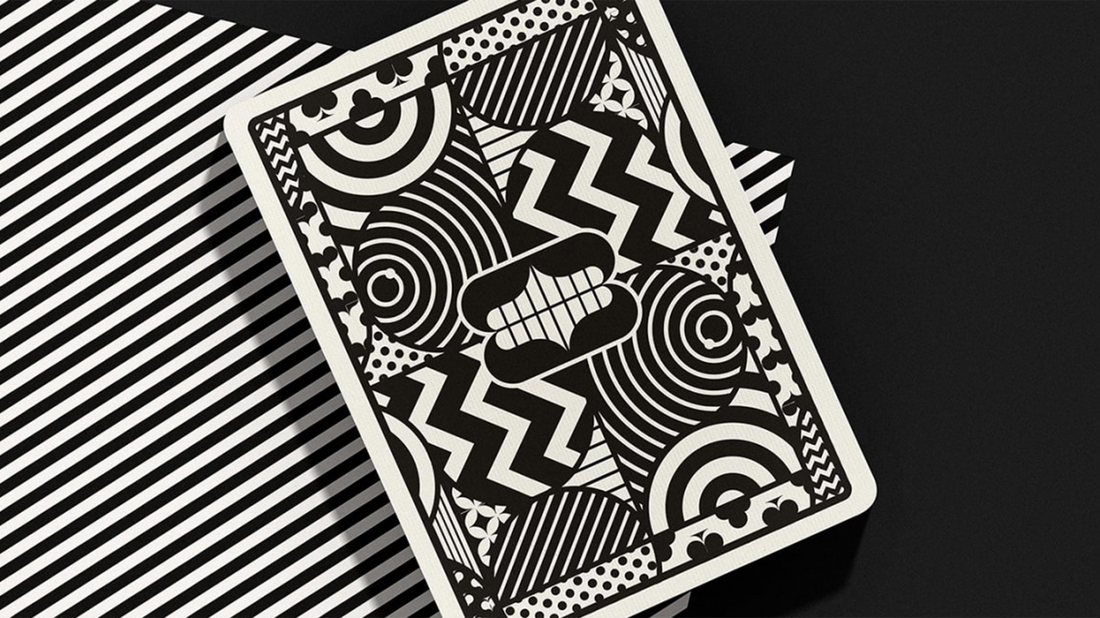 Messymod Playing Cards – Black Dahlia